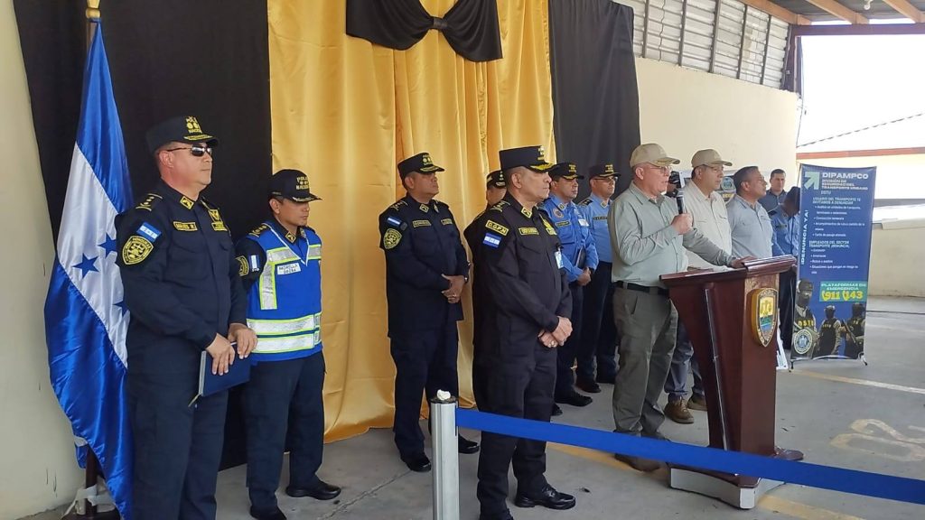 Gobierno interviene la DIPAMPCO tras masacre de cinco policías en ...